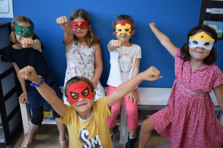 une rentrée en super-héros en CE1-CE2